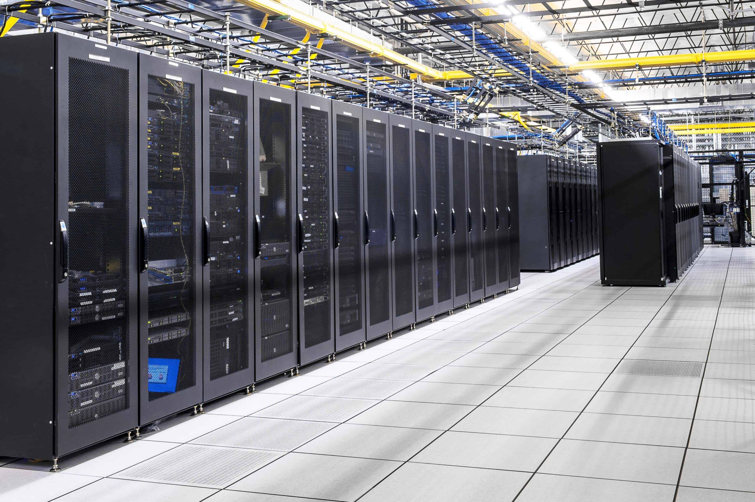 Optimizing Data Centers: Energy Efficiency & Modular Design for Lower Costs – Data Science Society